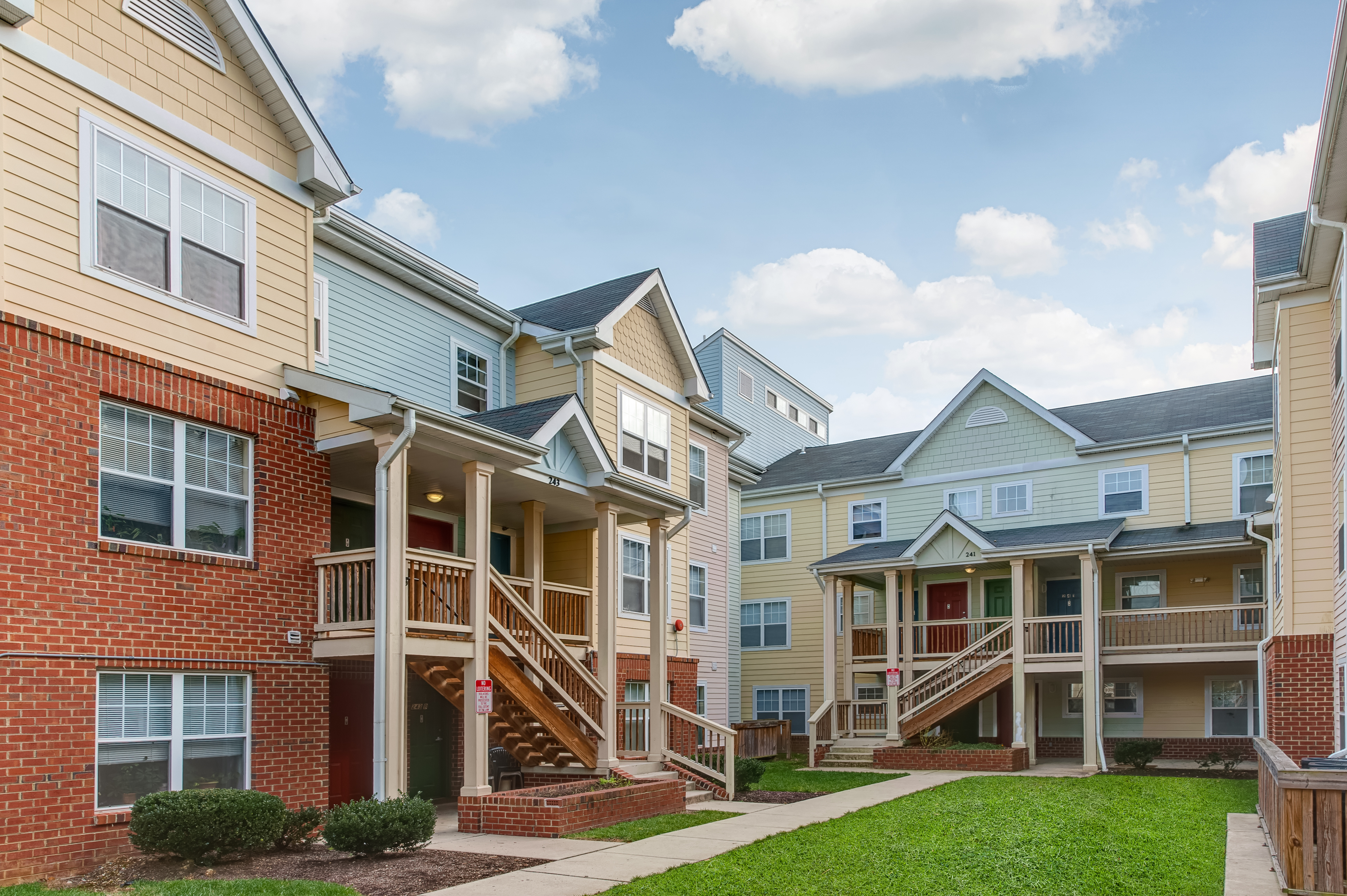 Photos of Savannah Heights Apartments in Southeast D.C.
